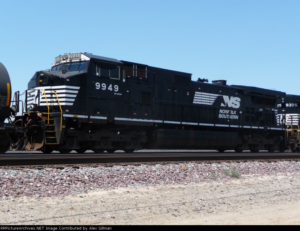 NS 9949 Westbound